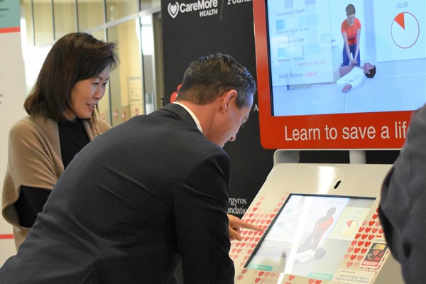 Hands-Only CPR Training Kiosks Unveiled at John Wayne Airport – JWA Direct